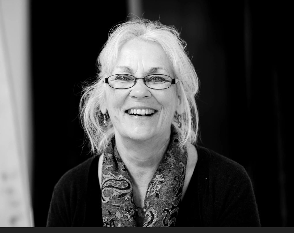 Find The Right Words To Talk About Death With Sue Brayne find-the-right-words-to-talk-about-death-with-sue-brayne